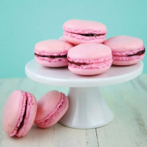 Raspberry Macarons - Mom Loves Baking