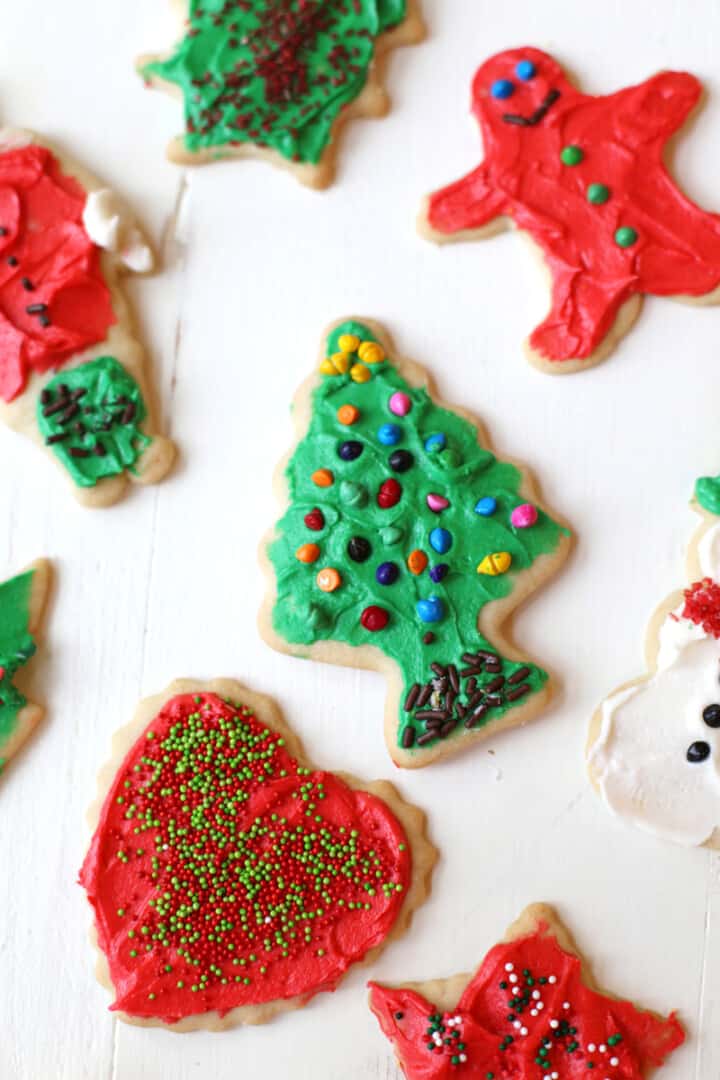 Best Ever Christmas Sugar Cookies - Mom Loves Baking