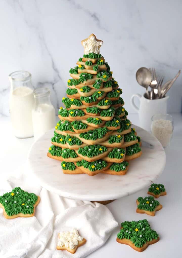 How to Make a Christmas Cookie Tree - Mom Loves Baking
