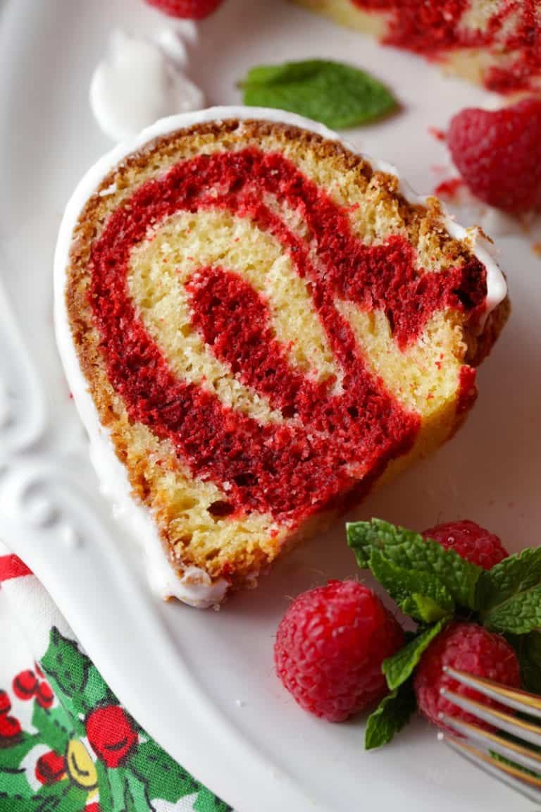 Red Velvet Marble Bundt Cake - Mom Loves Baking