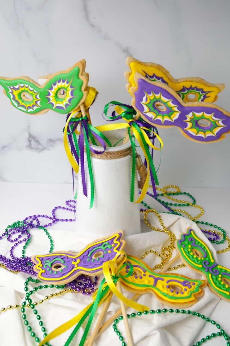 Mardis Gras Mask Sugar Cookies - Mom Loves Baking