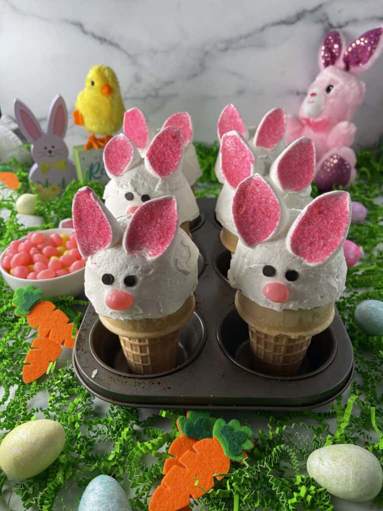 Easy Bunny Cupcakes with Marshmallow Ears - Mom Loves Baking