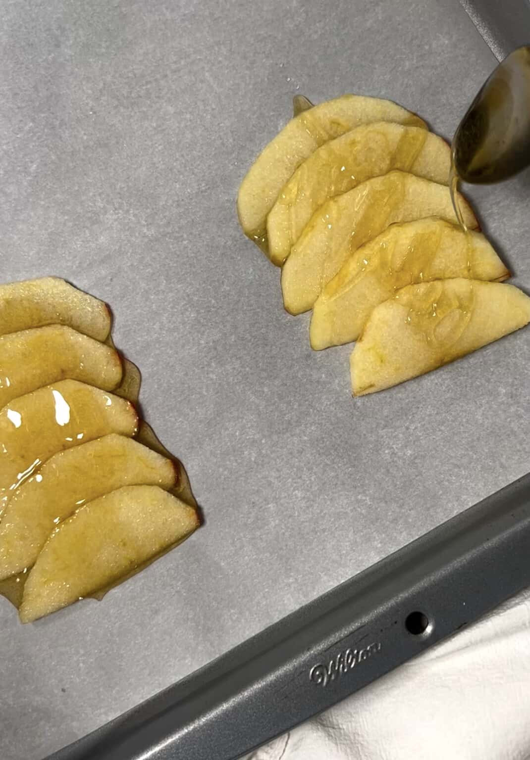 Easy Homemade Apple Turnover Recipe - Mom Loves Baking
