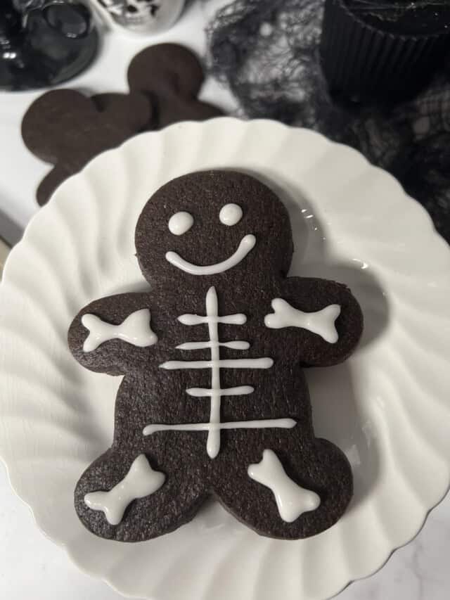 The Best Spooky Skeleton Cookie Recipe for Halloween - Mom Loves Baking