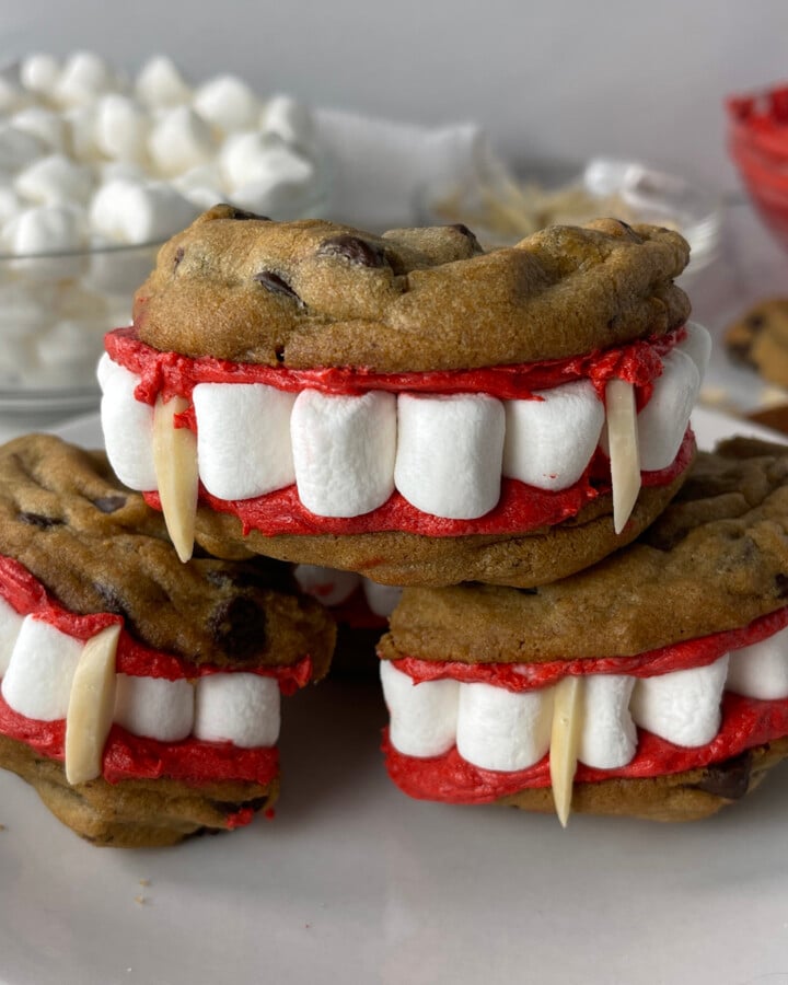 How to Make Easy Halloween Vampire Cookies - Mom Loves Baking