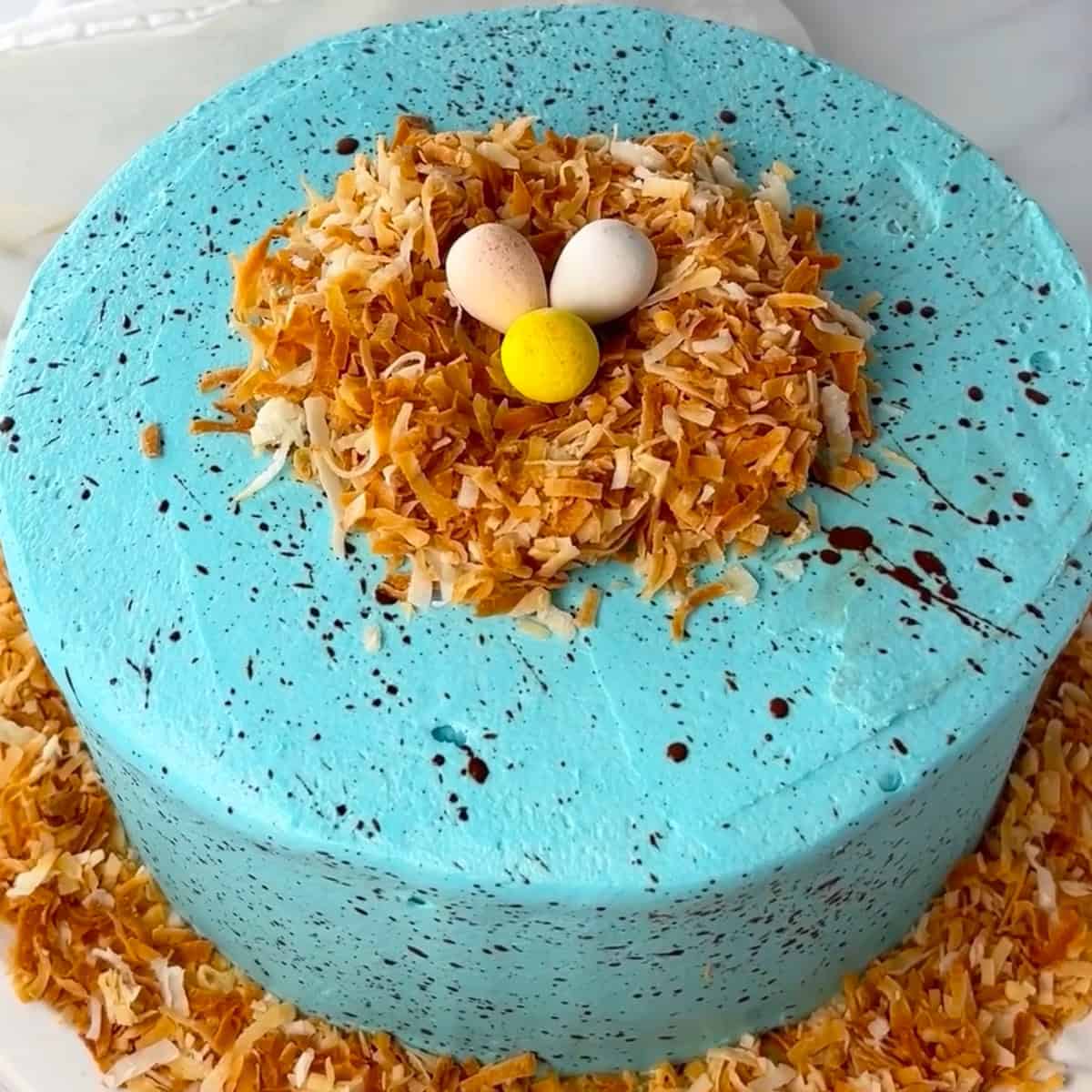 How to Make the Best Robin's Egg Cake for Easter - Mom Loves Baking