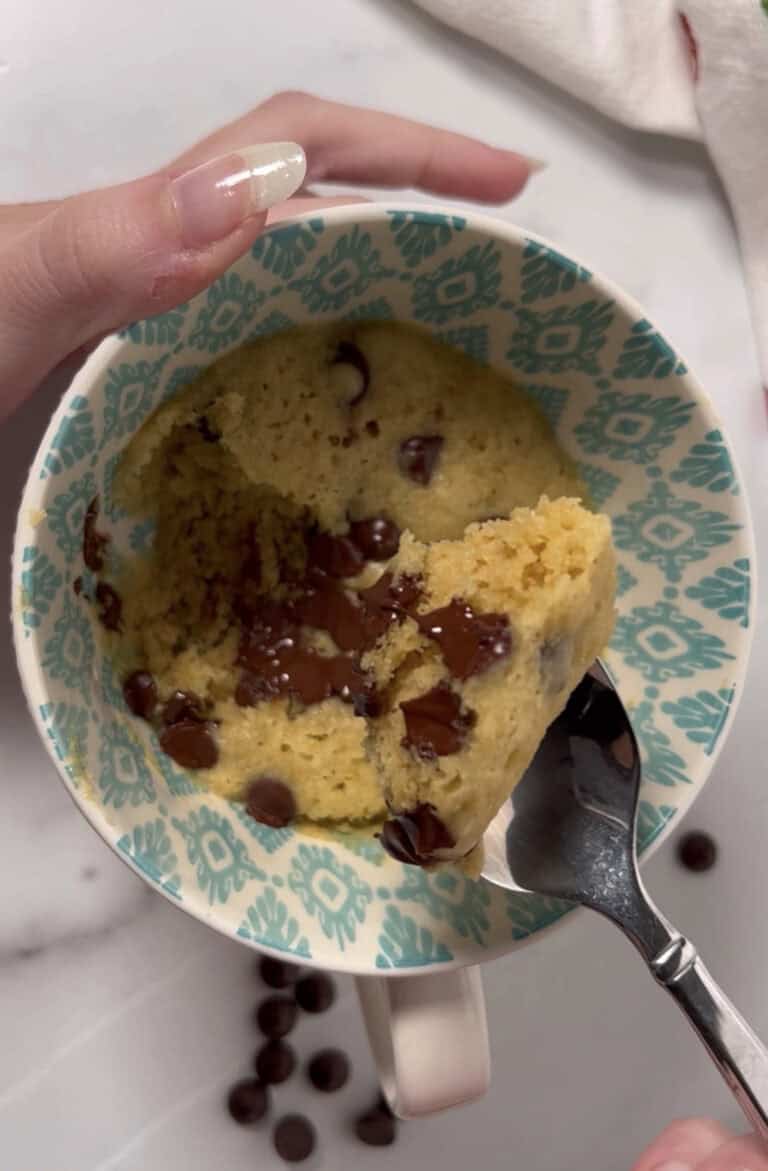 Microwave Chocolate Chip Cookie in a Mug Recipe - Mom Loves Baking