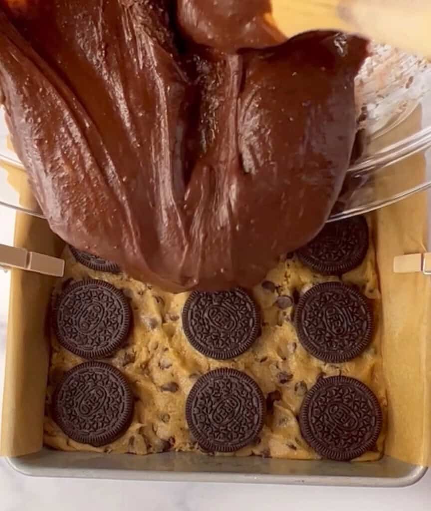 Cookie Dough Oreo Brownie Mix (Slutty Brownies) - Mom Loves Baking